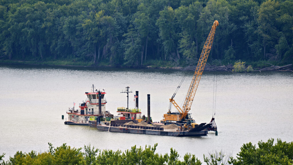 USACE Dredge Goetz: Vital Mississippi River Dredging