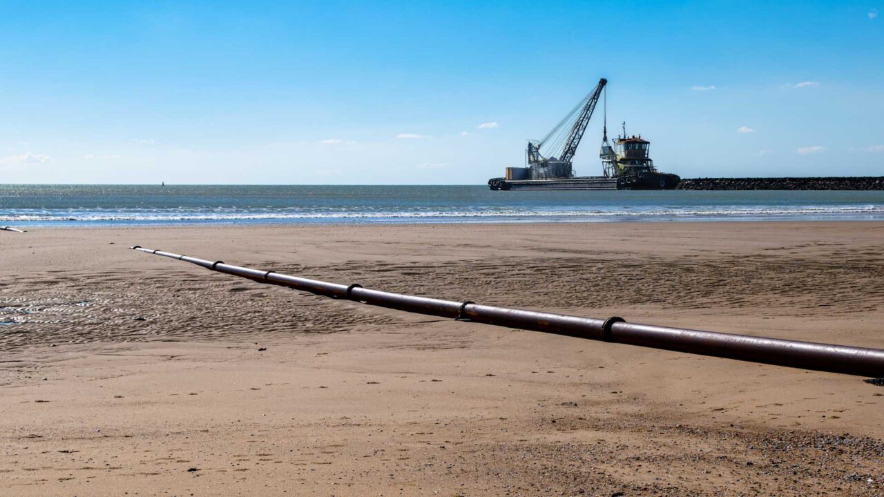 Environmental Control in Dredging Operations