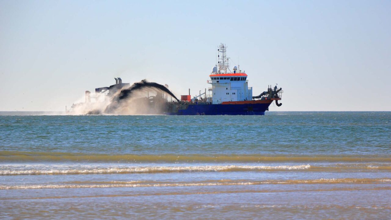 Maximize Dredging Efficiency and Capacity
