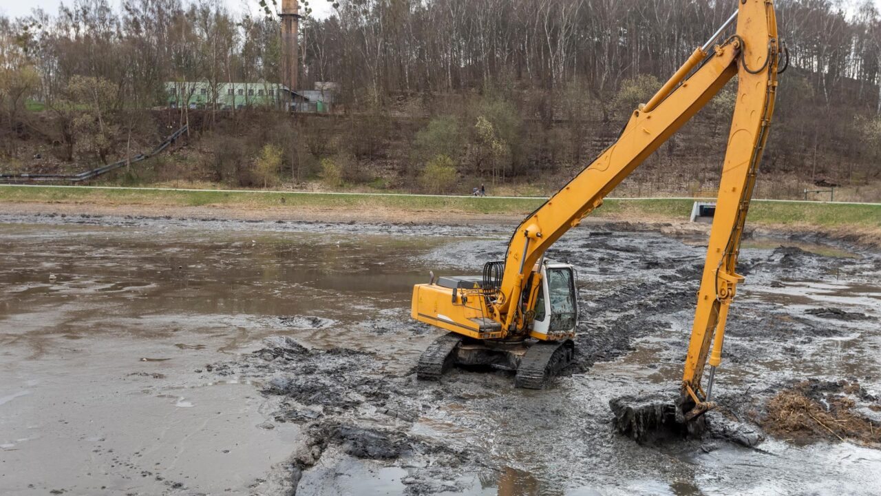 Dredging and Material Placement: Process & Benefits Dredging and Material Placement: Process & Benefits