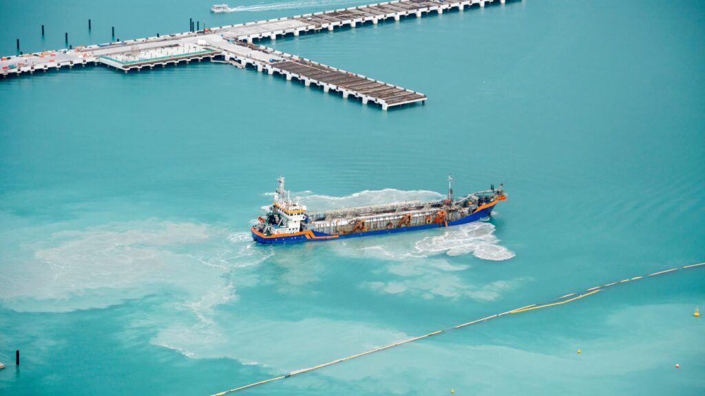 Science of Water Injection Dredging: Hydrodynamics Made Clear