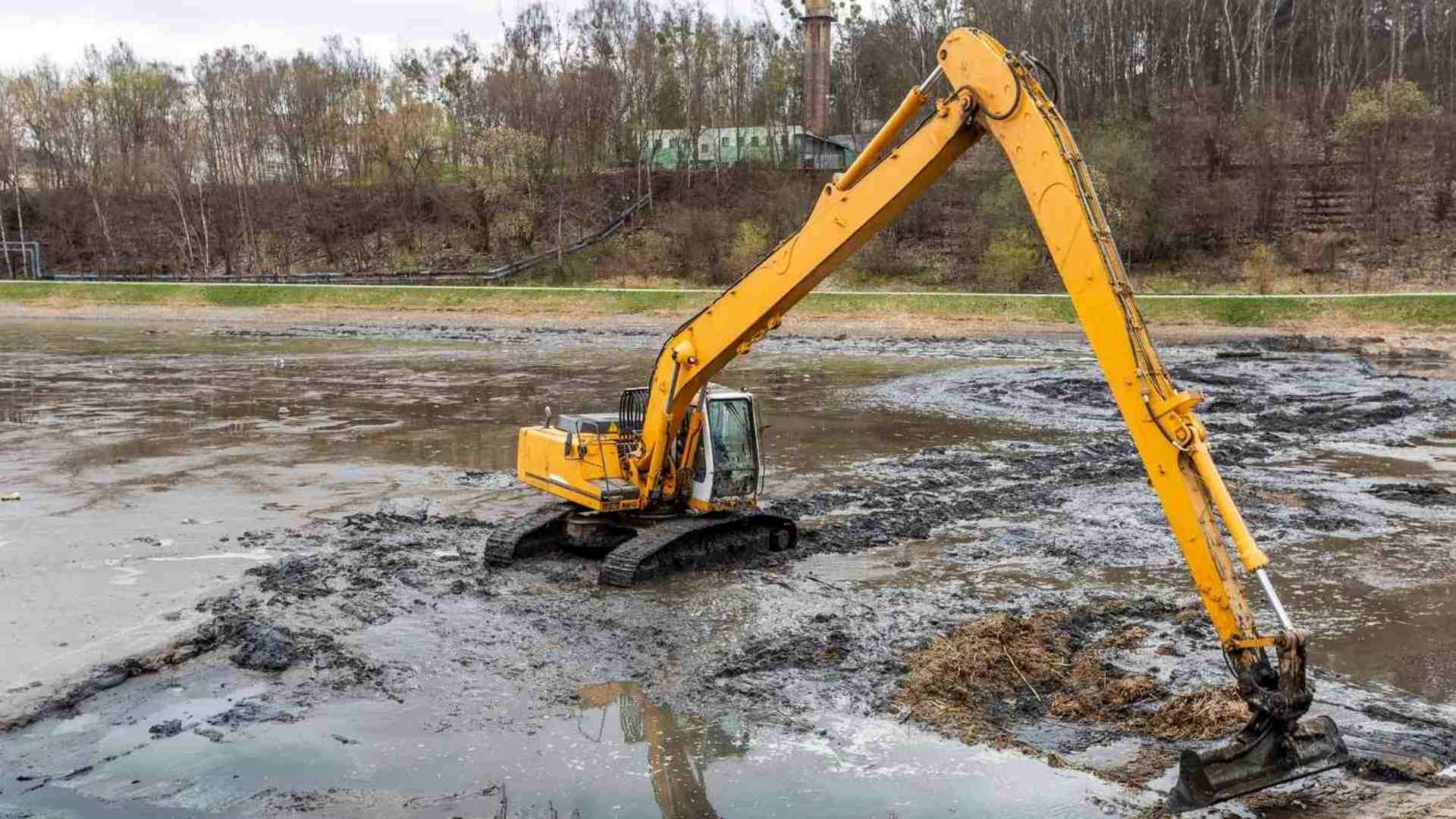 Long Reach Excavator Dredging: Applications, Benefits, and Best Practices for Coastal and Inland ...